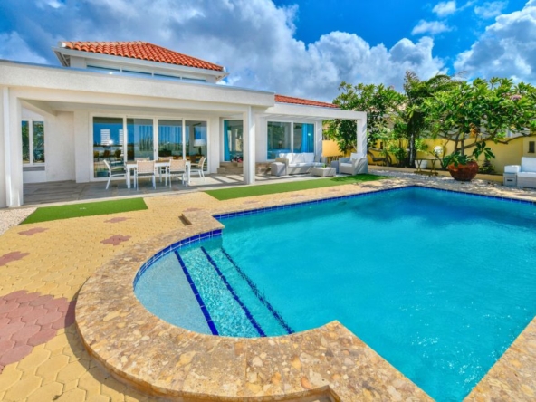 Ruby 39 Villa Aruba for Long Term Rentals in Noord, Aruba